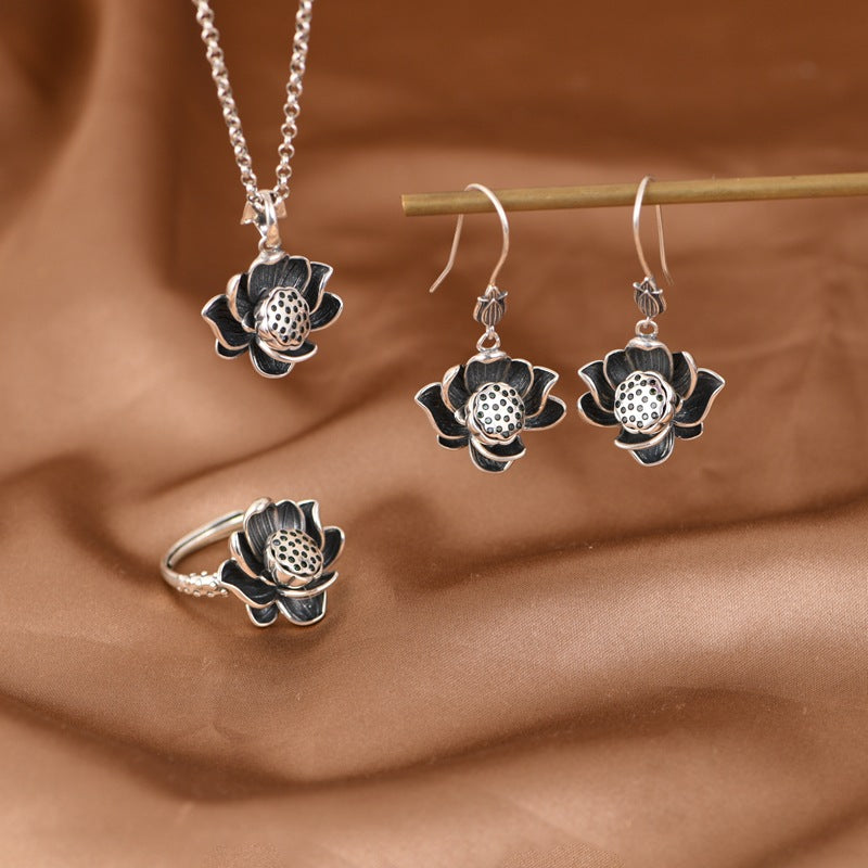 Thaya S925 Silver Lotus Jewelry Set